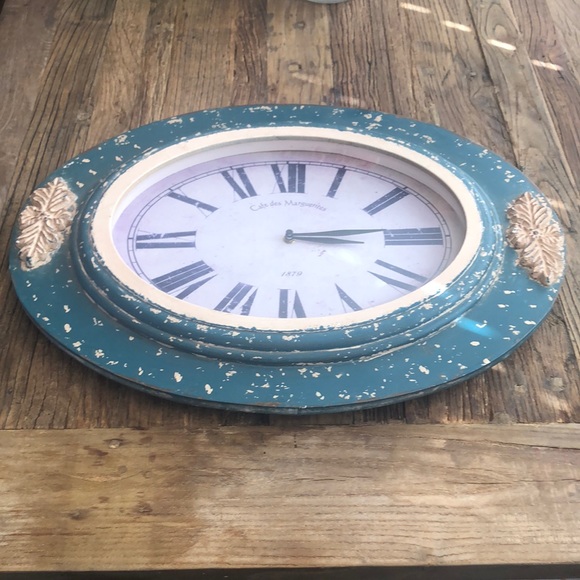 Pier 1 | Wall Decor | Pier Vintage Clock | Poshmark